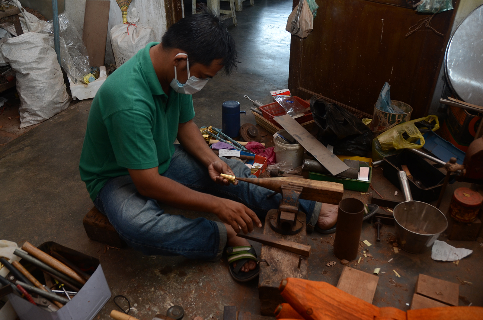 Kraftangan tradisional, harap tarik minat orang muda - Mohd. Sobri ...