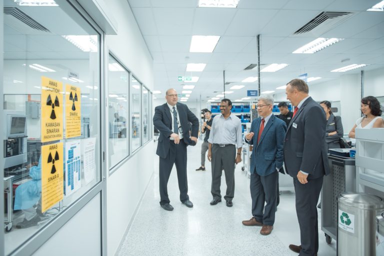 US firm chooses Penang to invest | Buletin Mutiara