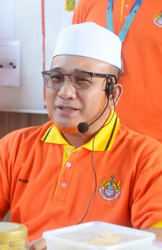 Menjelang Aidilfitri, ‘Wira Oren’ angkut sampah sehingga jam 3 pagi ...