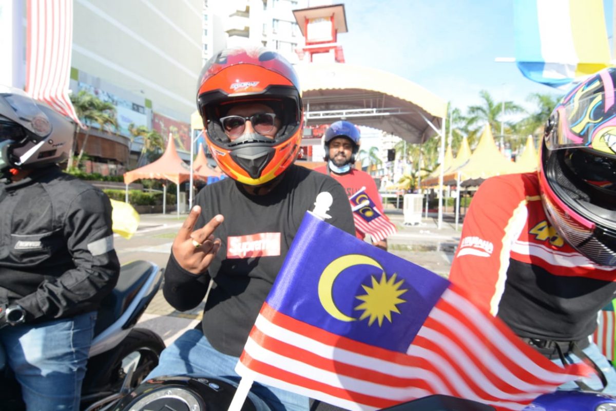 Revving up spirit of Merdeka | Buletin Mutiara