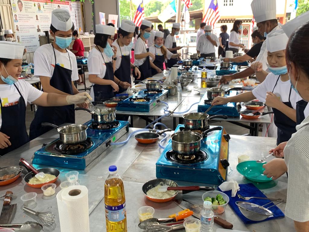 Creating interest in cooking among youth | Buletin Mutiara