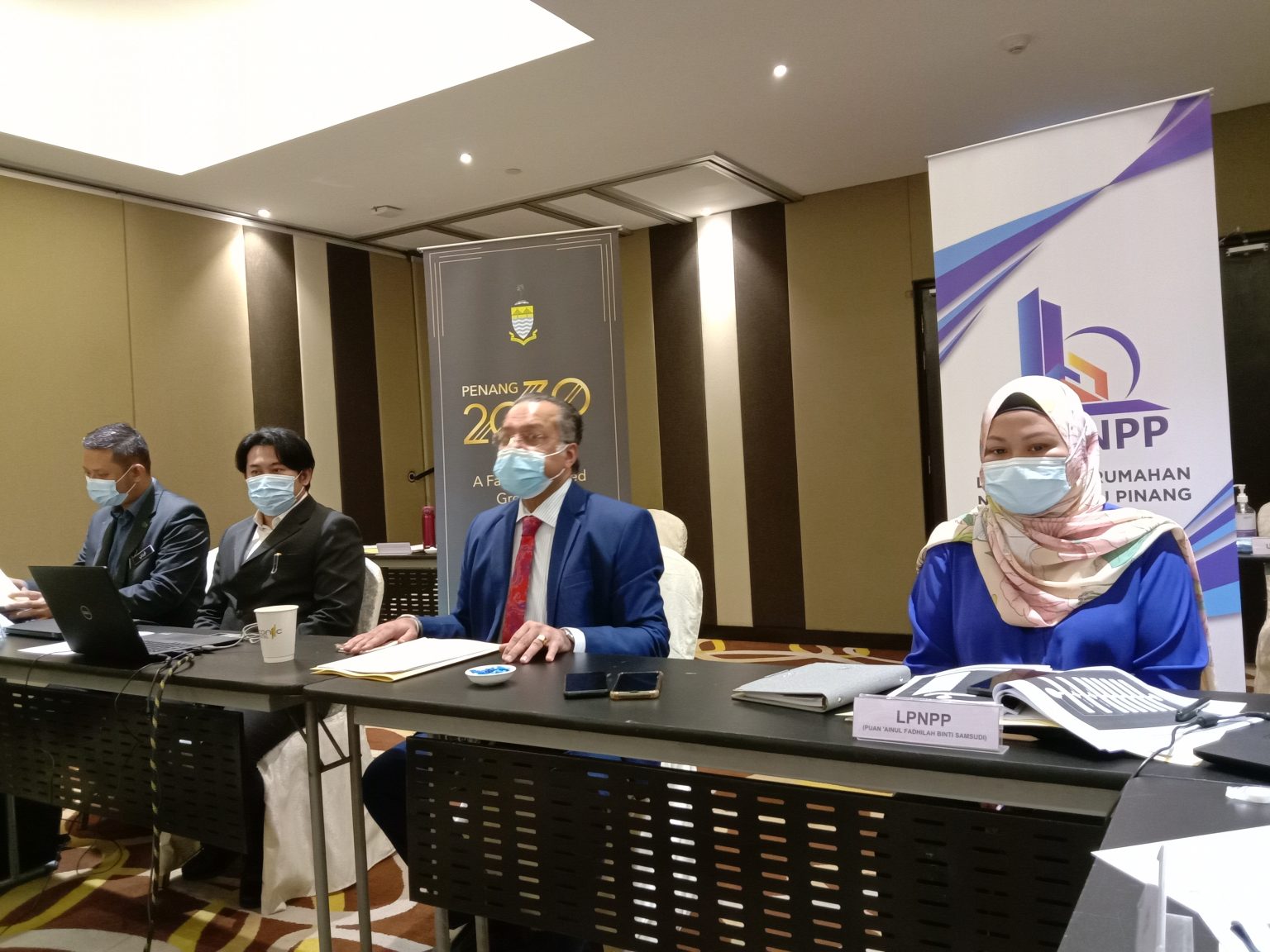 Projek pembaharuan semula skim perumahan lama Flat Mahsuri mula tahun ...