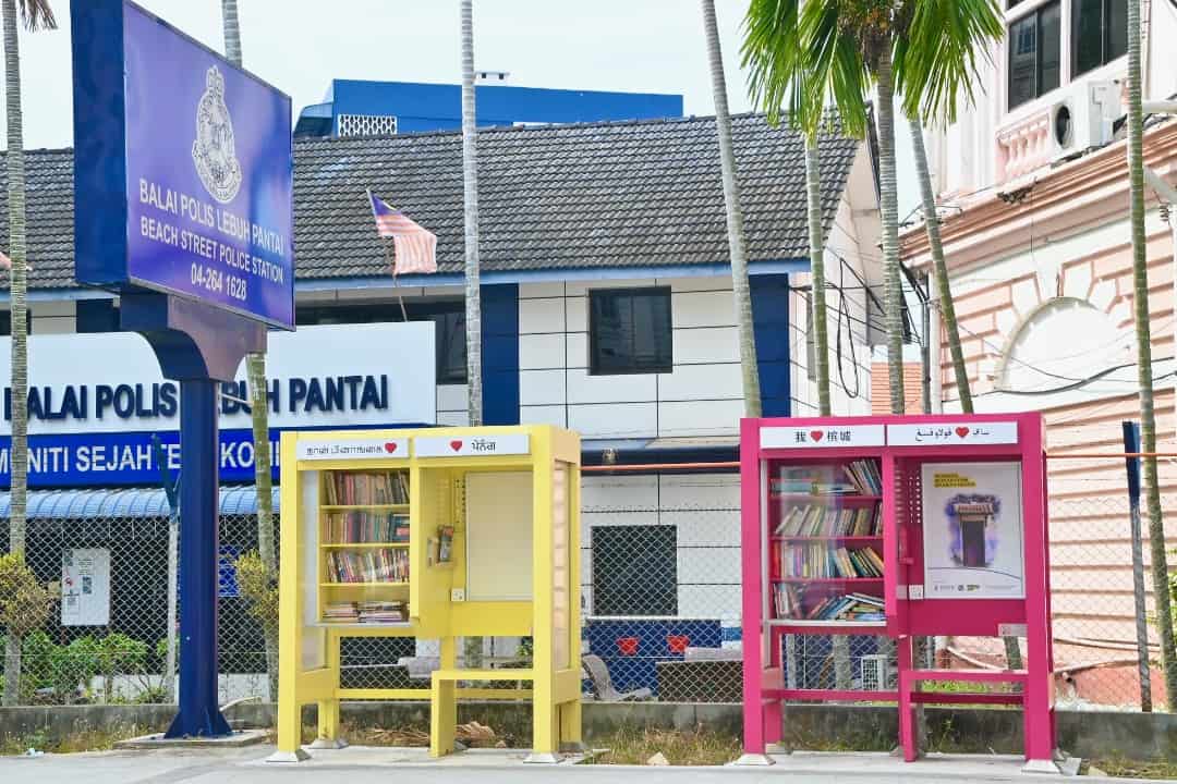 From old phone booths to stunning mini libraries | Buletin Mutiara