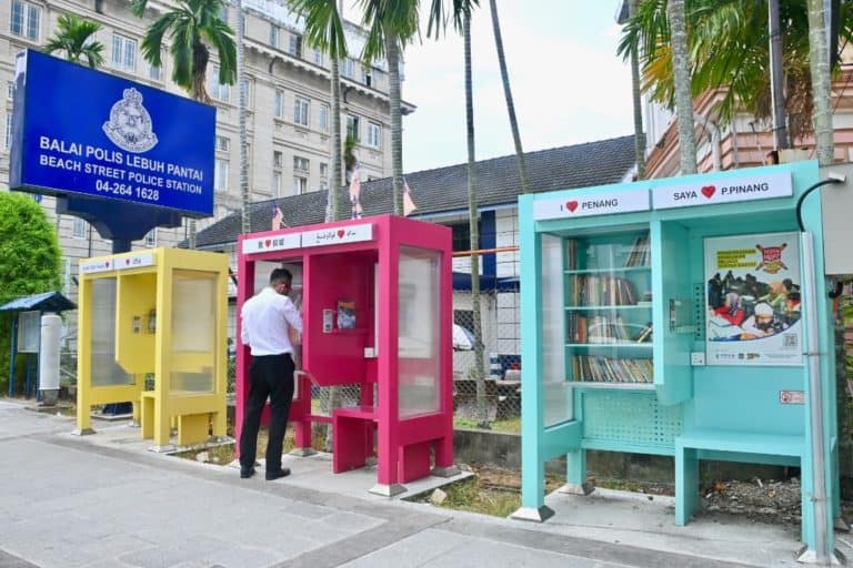 From old phone booths to stunning mini libraries | Buletin Mutiara