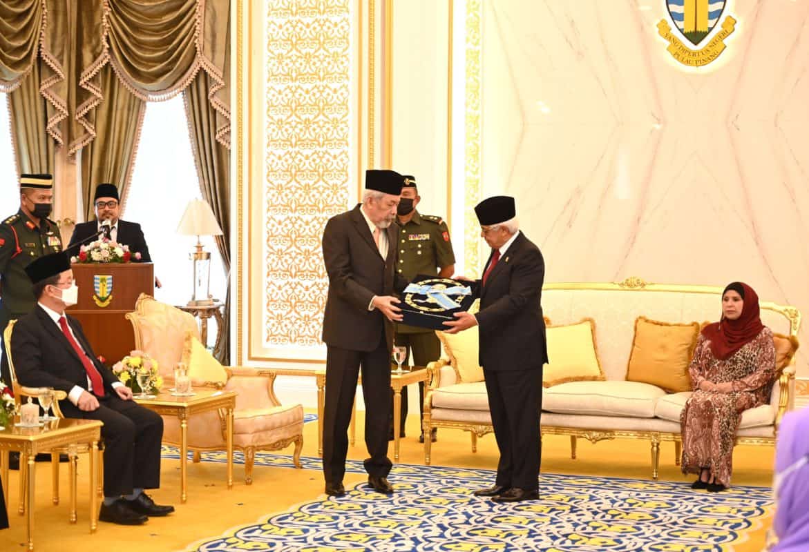 TYT Sabah terima anugerah tertinggi Kerajaan Negeri Pulau Pinang ...