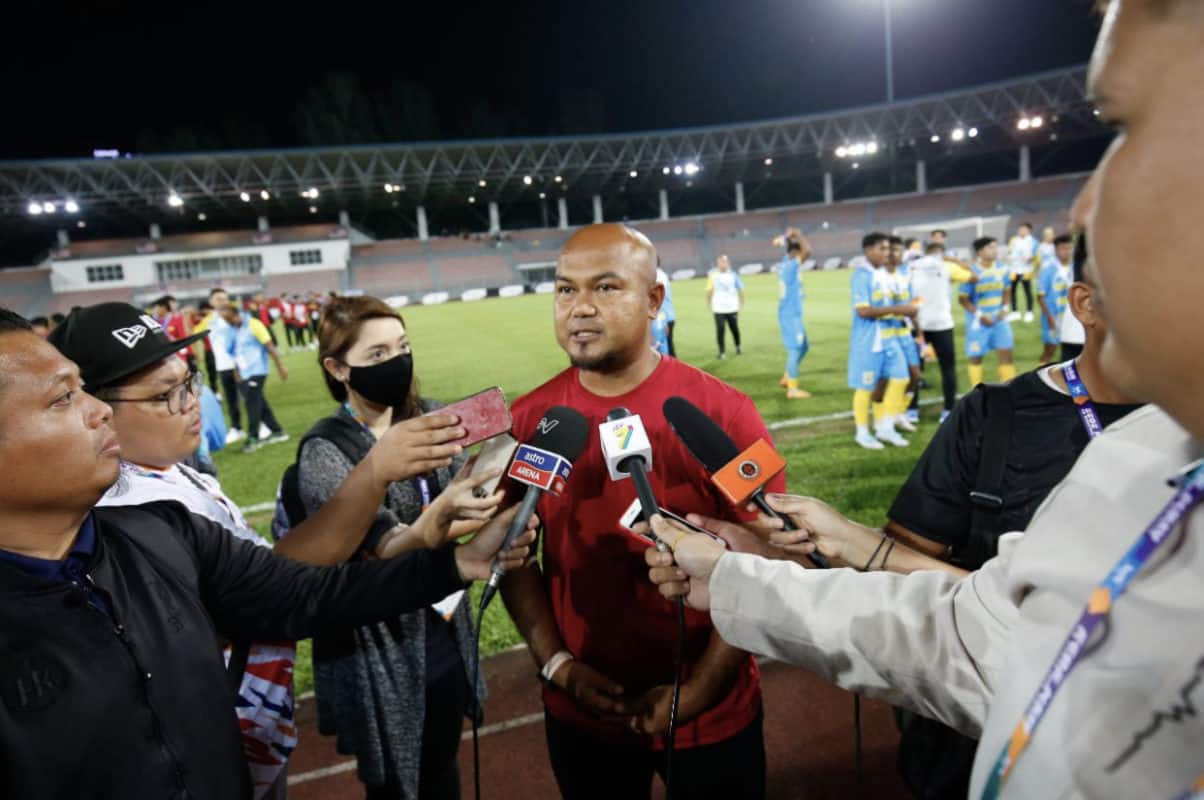 Akmal Rizal bangga pasukannya menang perak | Buletin Mutiara