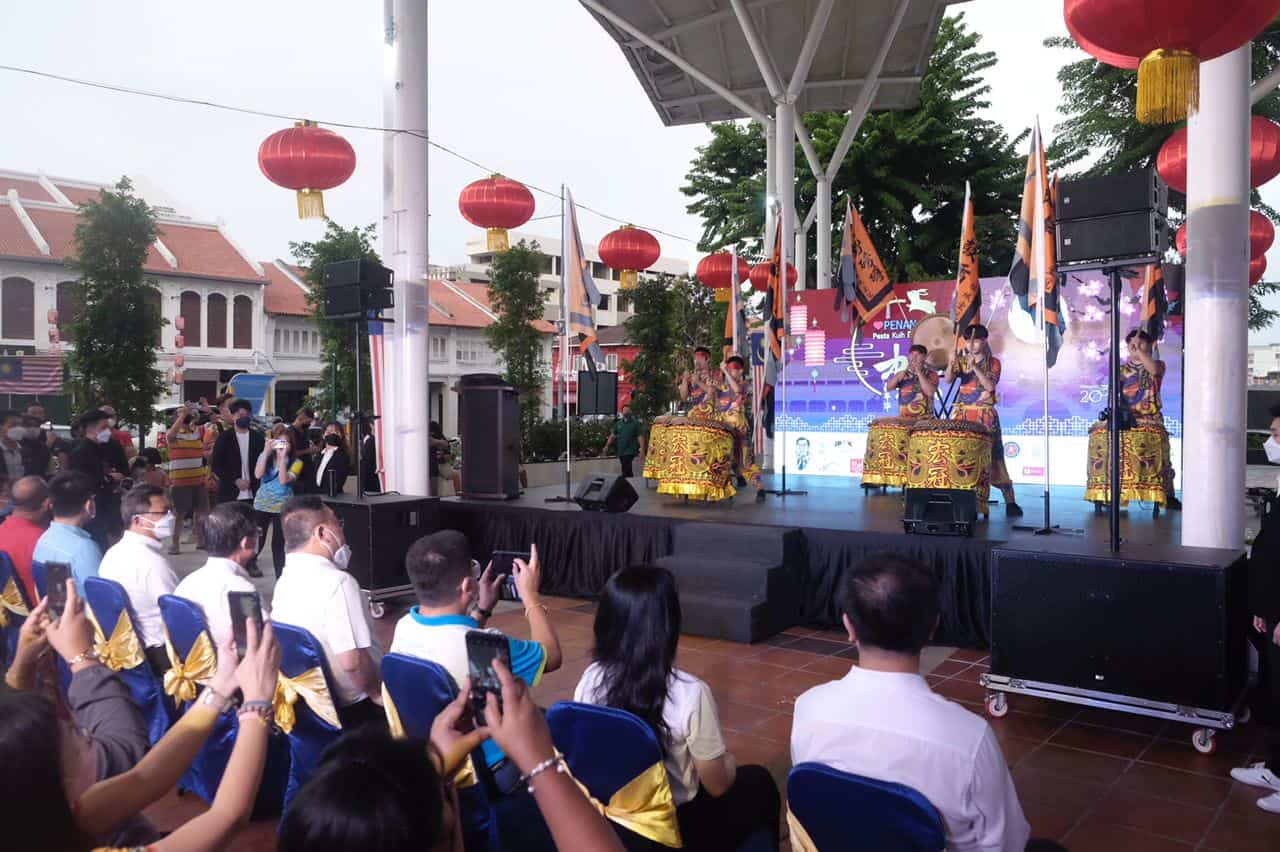 Tanglung festival returns to normal after two years, Chow urges all to ...