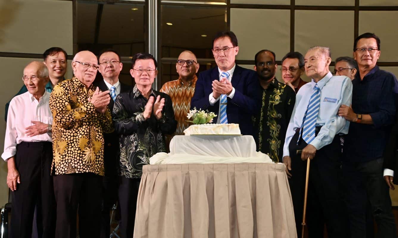 CM Chow tells Old Frees: Bring back the glorious past, transform PFS and OFA into legendary ...