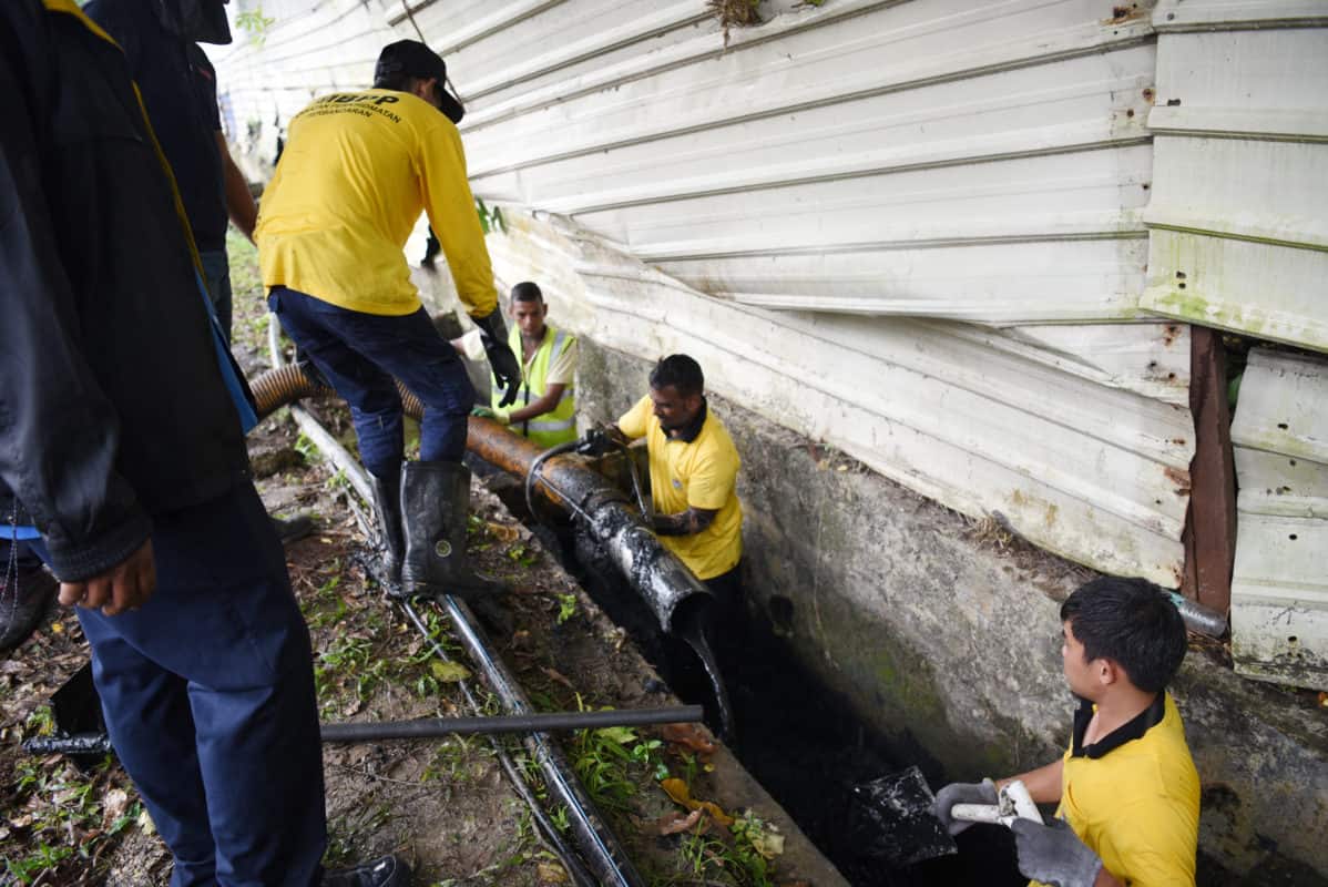 MBPP giat laksana operasi khas pembersihan longkang, siap sedia hadapi banjir | Buletin Mutiara