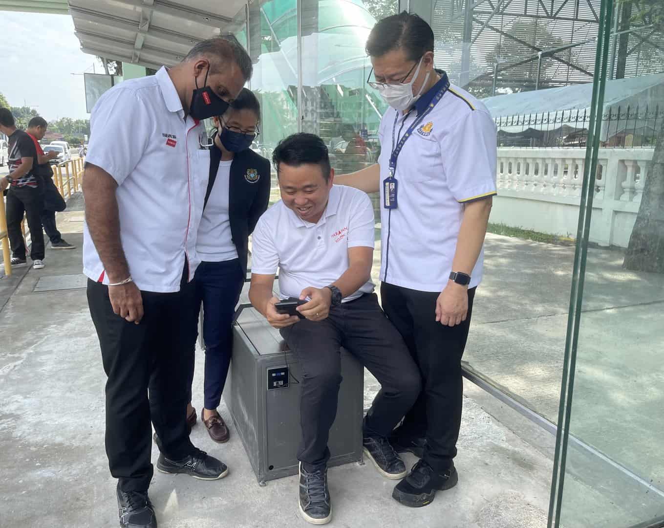 Upgraded bus stop equipped with USB charging ports | Buletin Mutiara