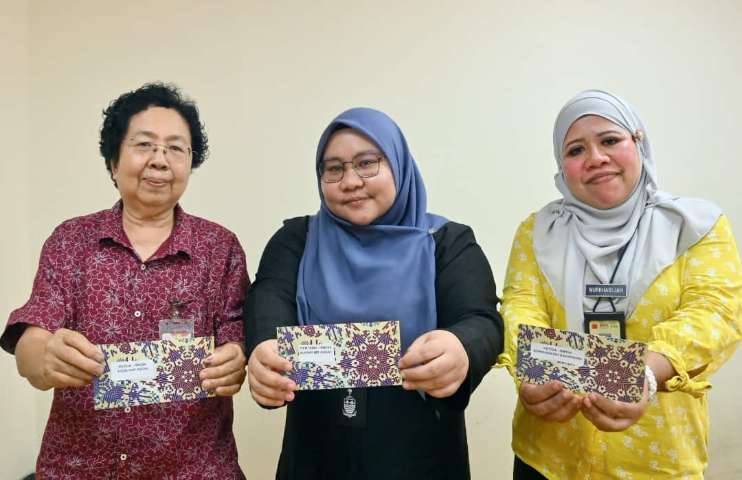 Civil servants among winners of crossword puzzle contest | Buletin Mutiara