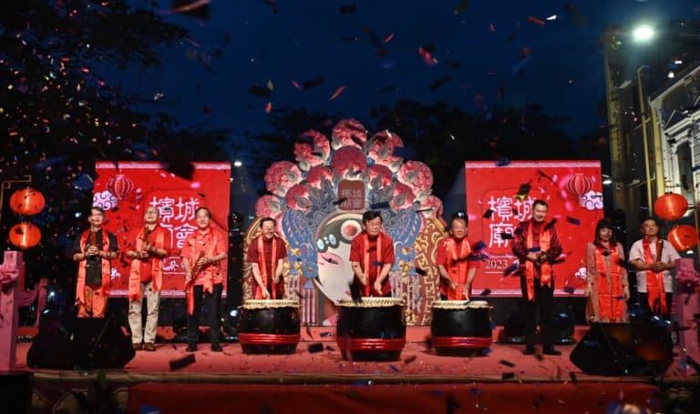 Grand return of Miao Hui enlivens heritage area | Buletin Mutiara