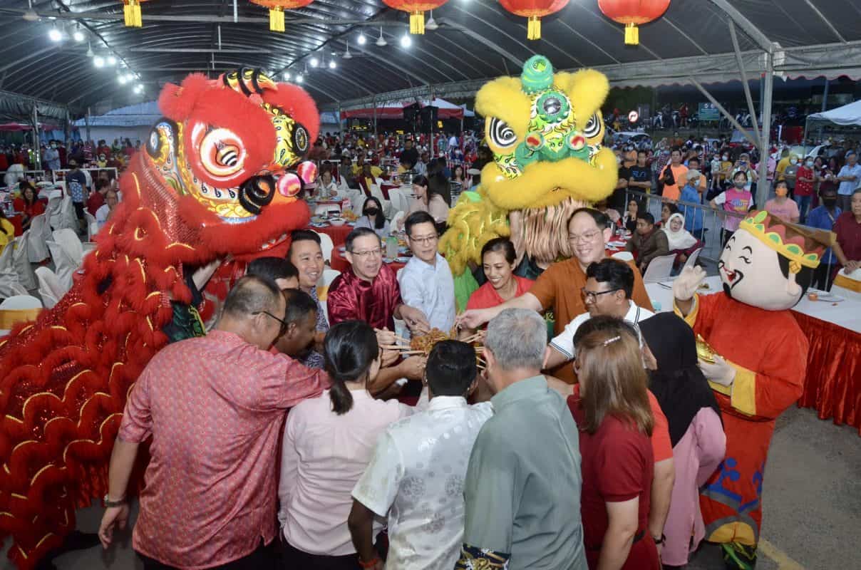 Festive joy at CNY open house | Buletin Mutiara