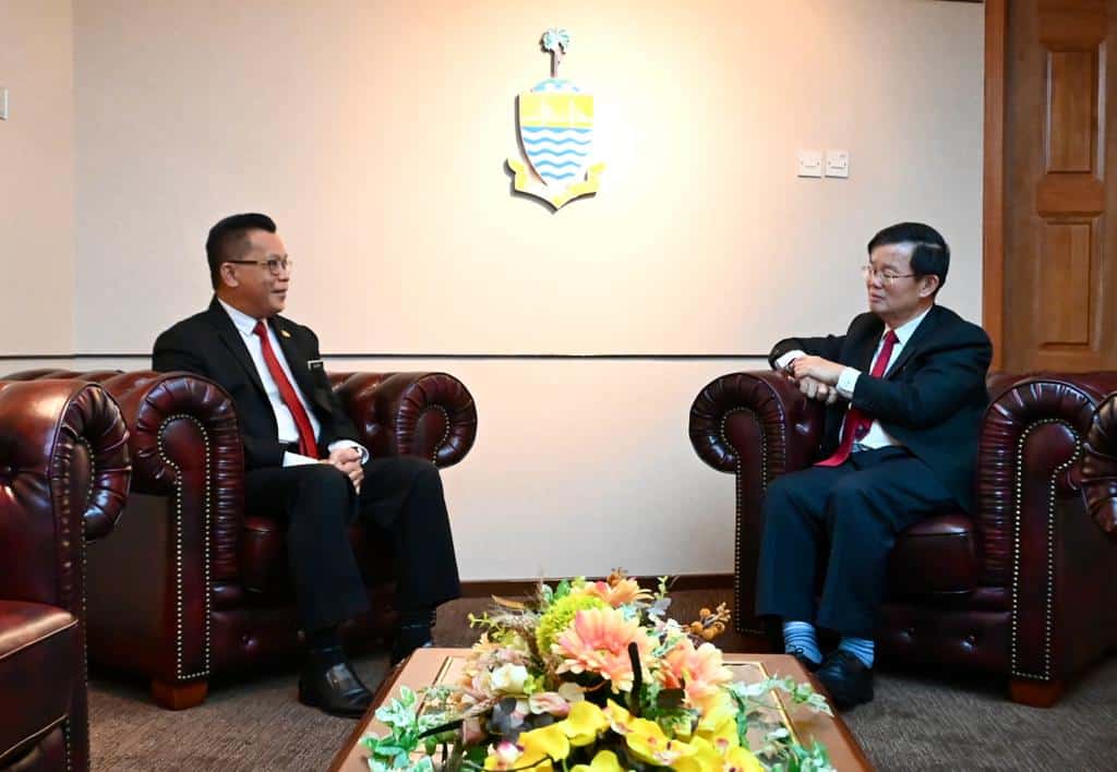 Terima kunjungan hormat Pengarah JHEAIPP, penyelarasan projek ...
