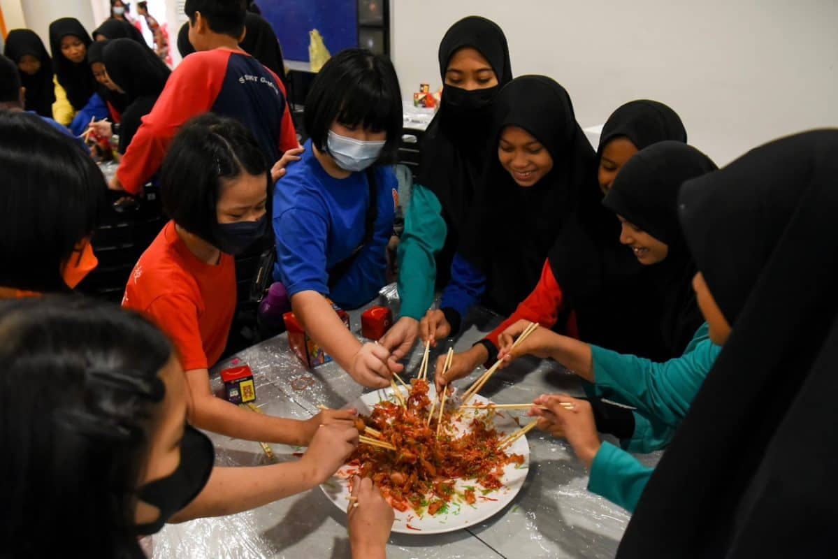 Tech Dome Penang celebrates CNY with school students | Buletin Mutiara