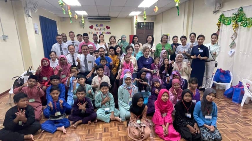 30 kanak-kanak terpilih dirai sempena Aidilfitri | Buletin Mutiara