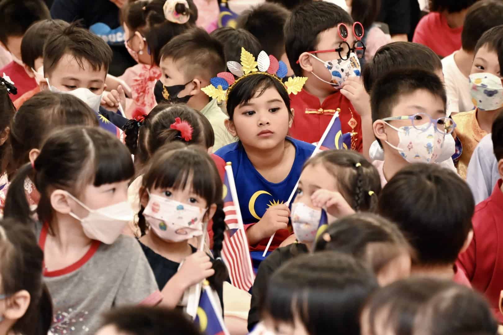 National Day Carnival, a shining example of unity | Buletin Mutiara