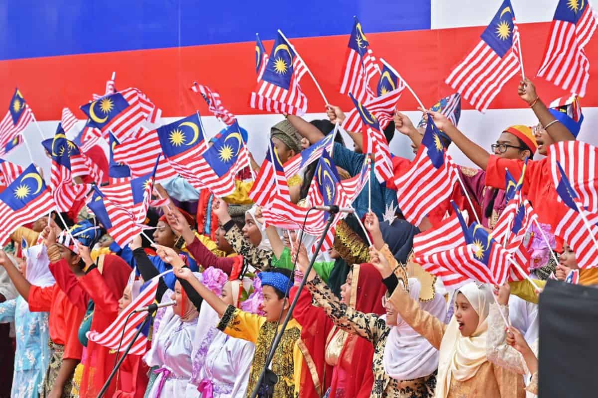 Overwhelming crowd at Batu Kawan Stadium in view of the Merdeka Day ...