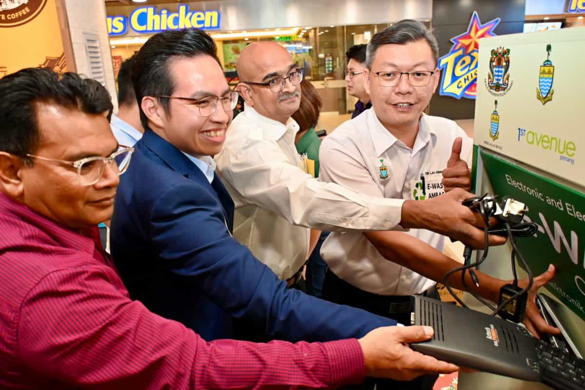 MBPP lancar stesen mini e-waste di 1st Avenue | Buletin Mutiara