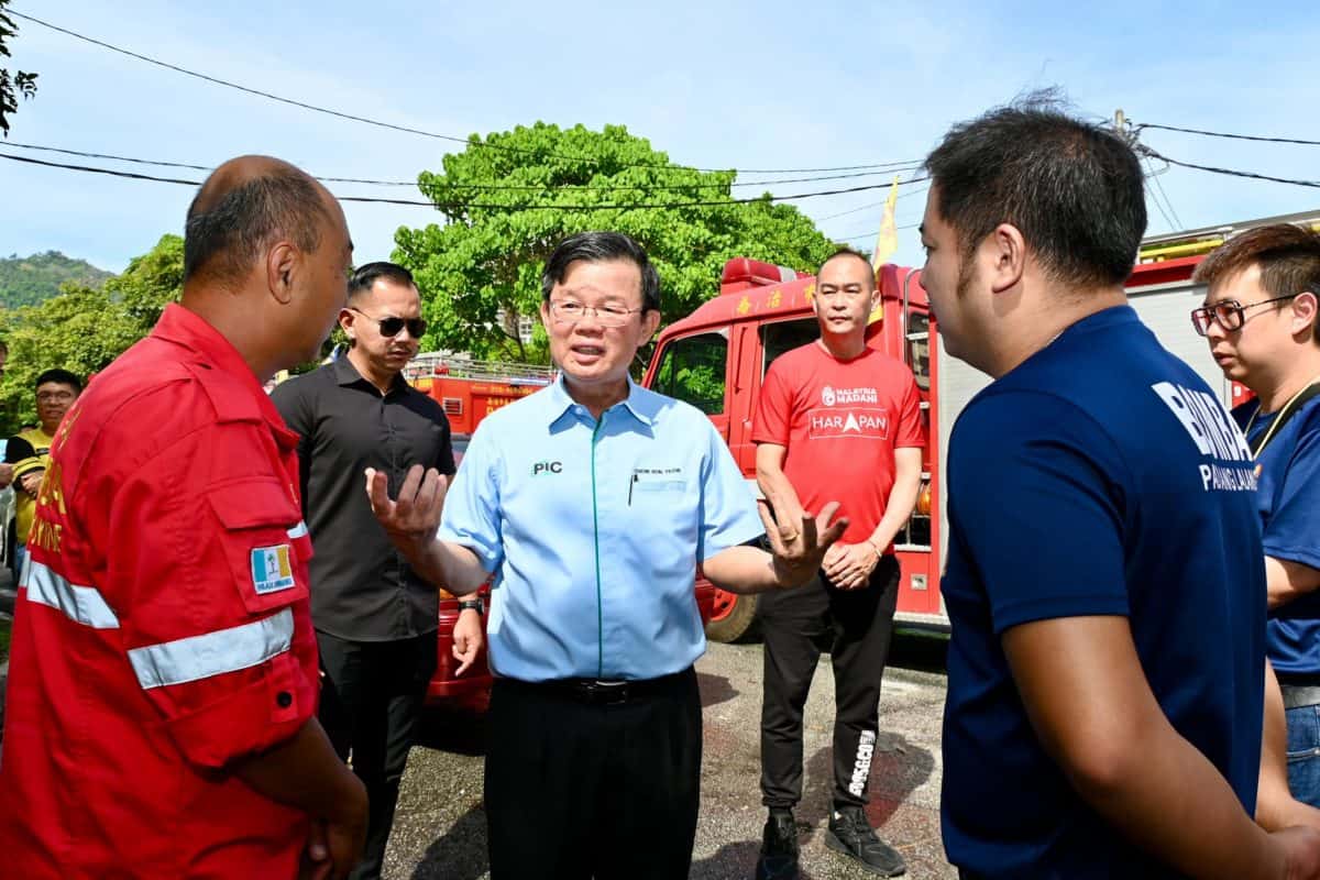 Voluntary fire brigades lend a helping hand | Buletin Mutiara