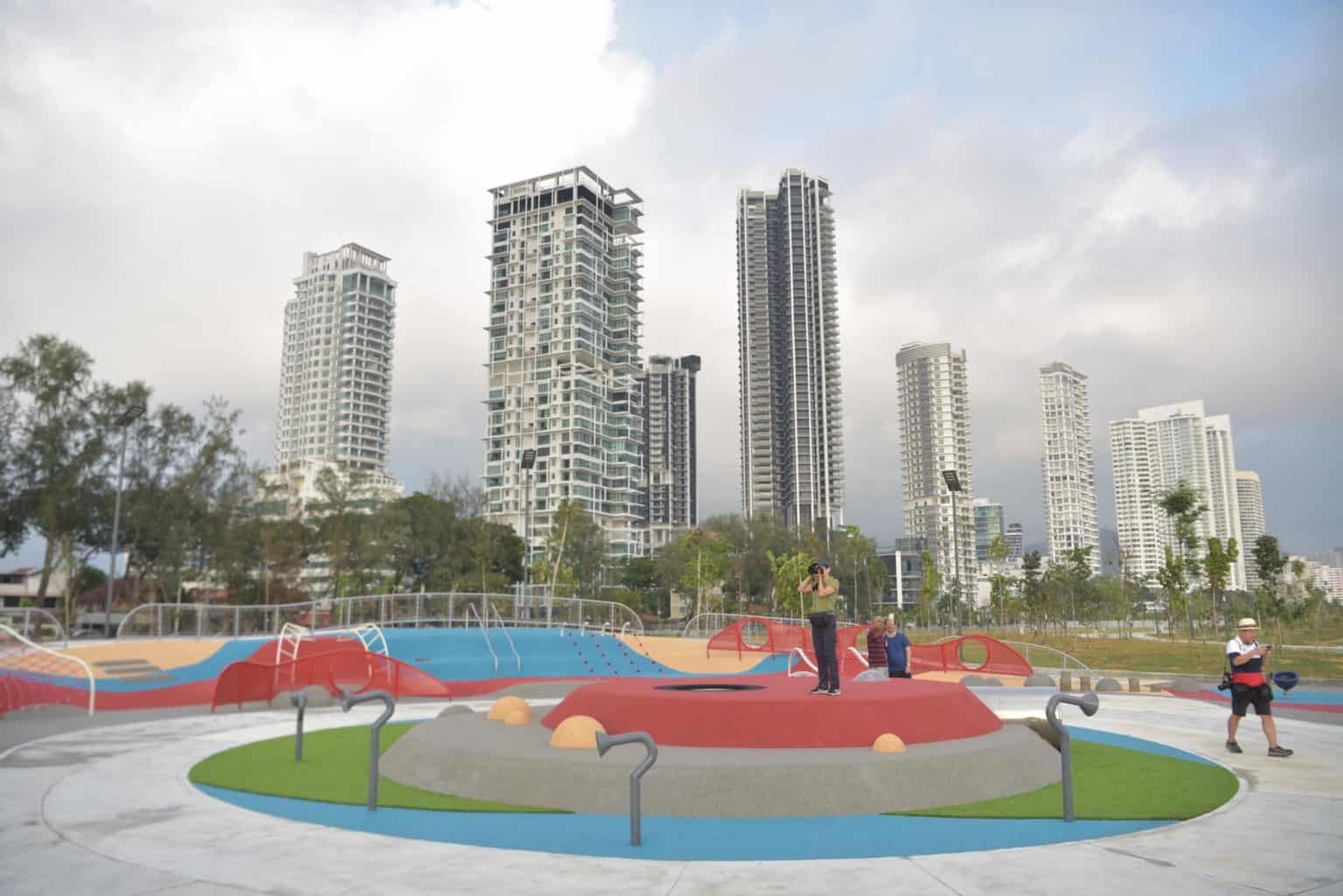 Phase One of the Gurney Bay project opens | Buletin Mutiara