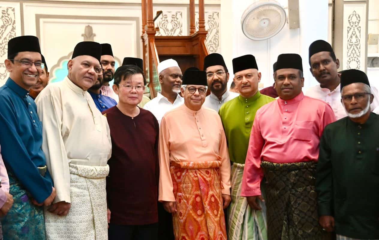 TYT, Ketua Menteri serikan iftar Liga Muslim di Masjid Kapitan Keling ...