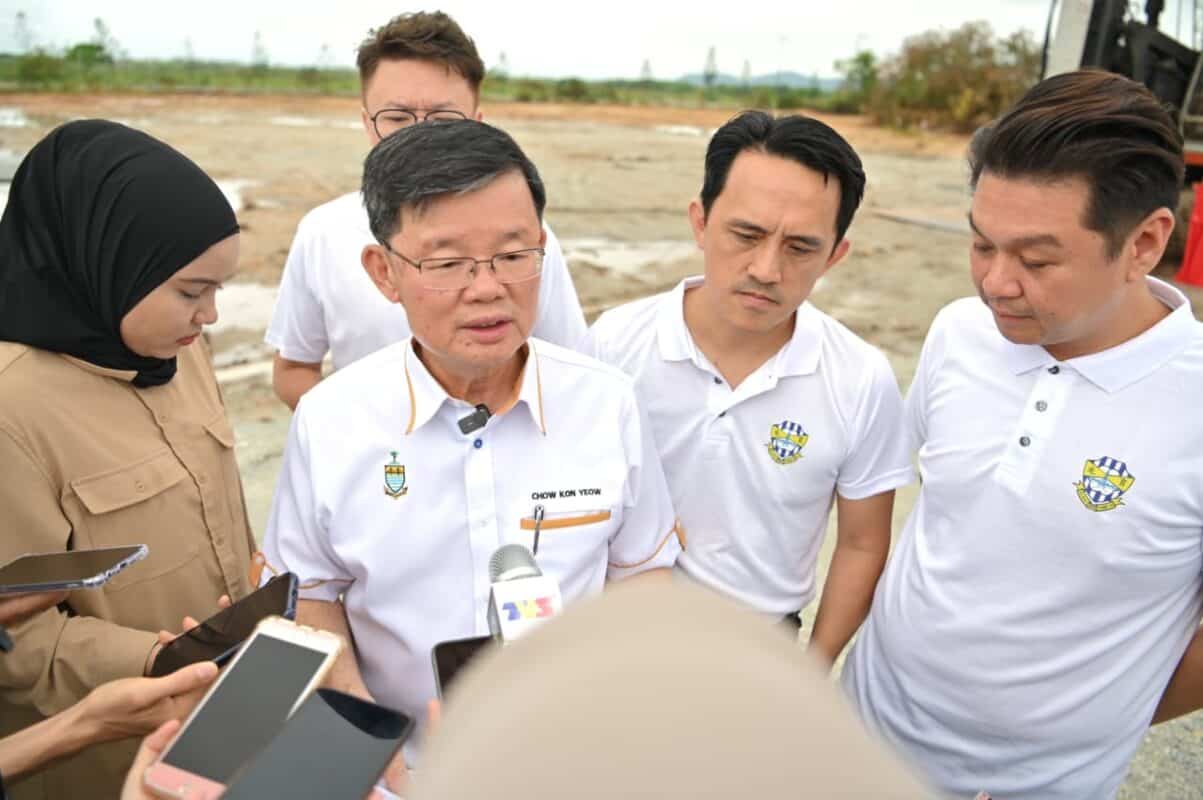 Penang CM Chow: Penang to follow guidelines on civil servants' pay ...