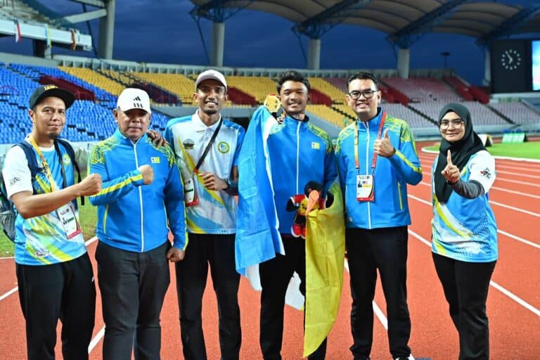 Raih emas acara 200m, Muhammad Sayyid Amin jadikan Azeem Fahmi sebagai ...