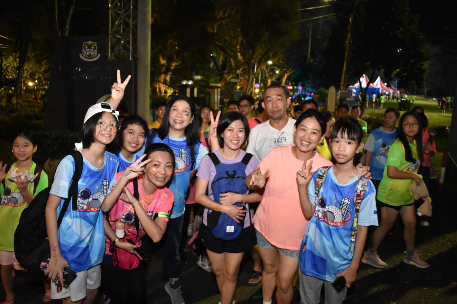 Record 5,000 participants at Glo-Walk Carnival this year | Buletin Mutiara