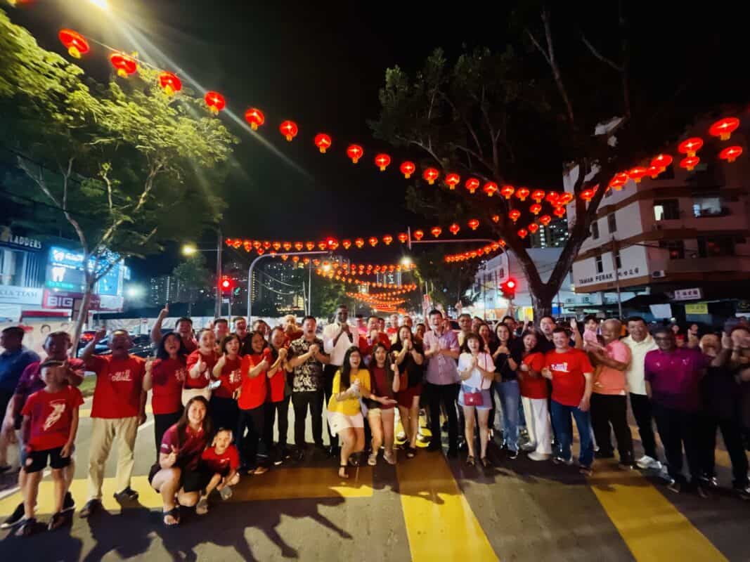 Lanterns bring CNY festive spirit to Perak Road | Buletin Mutiara