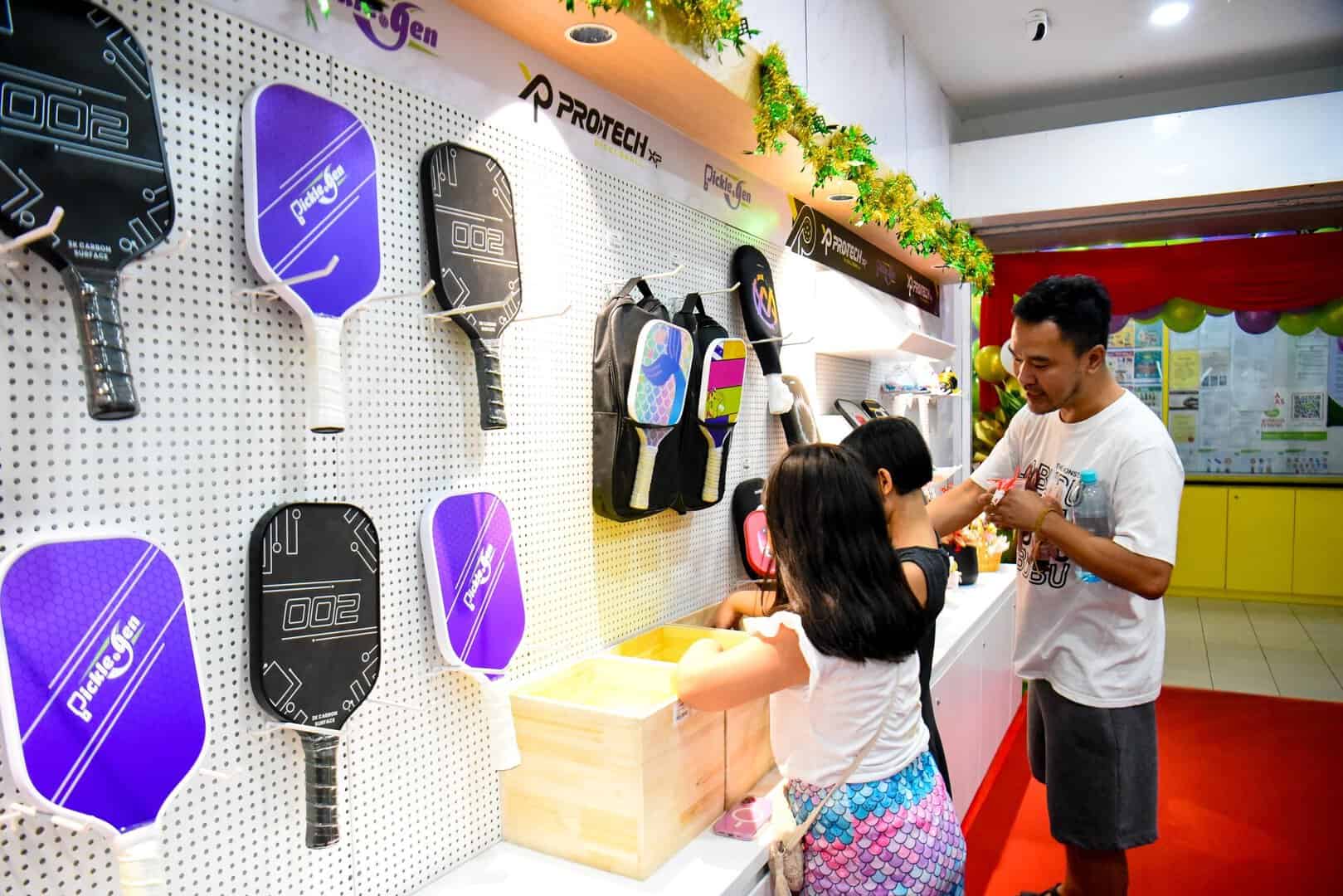 Pickleball fever hits Penang: New world-class courts open at Giant ...