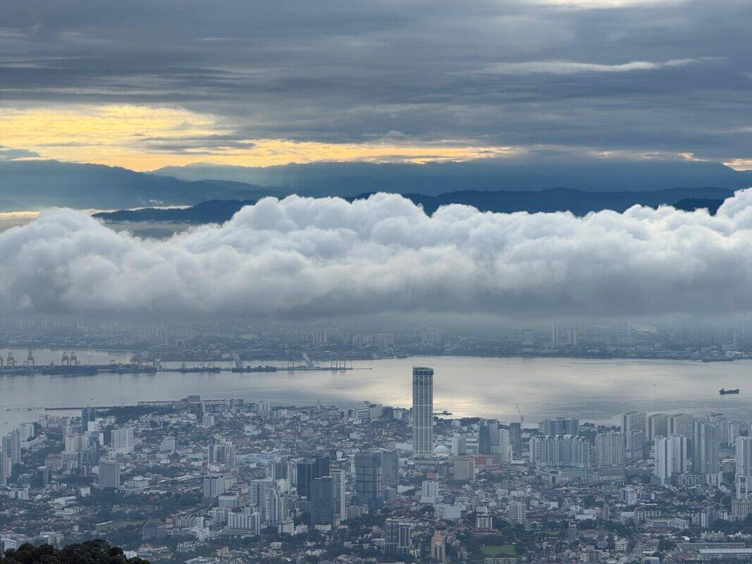 Cuaca diramal hujan, ribut petir, rancang aktiviti lebih awal | Buletin ...