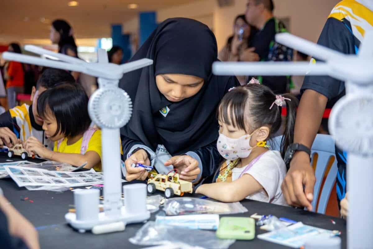Over 200 schools set to join Penang’s largest science fair | Buletin ...
