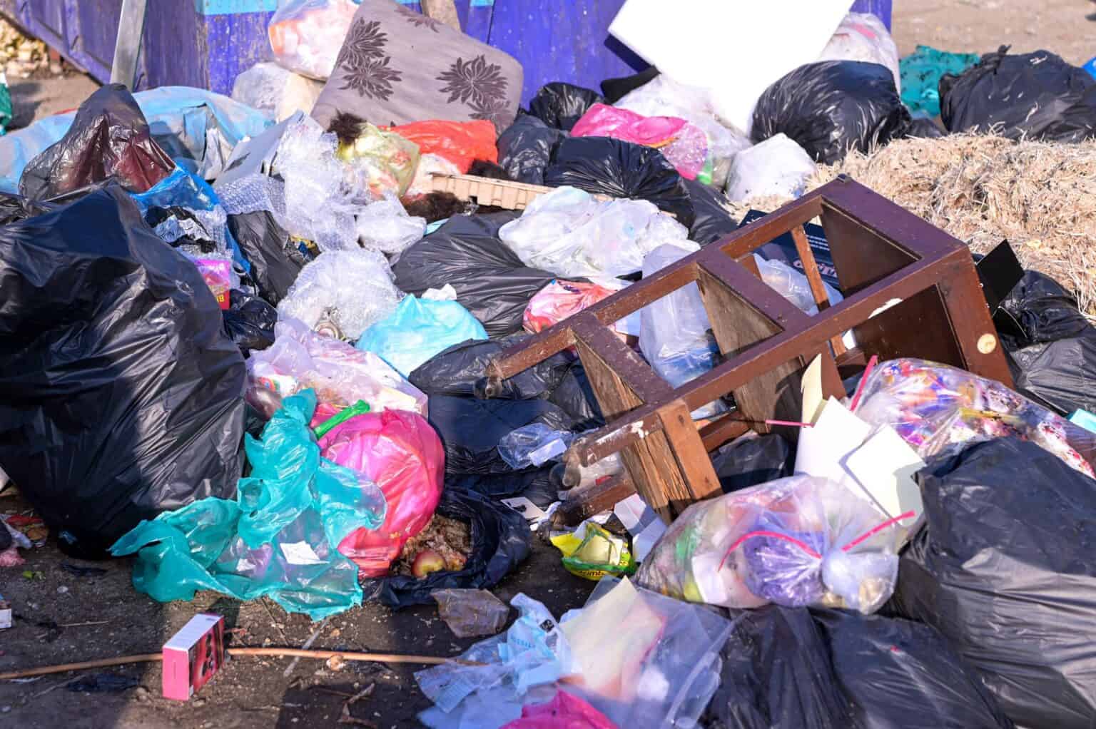 CCTV ‘Watch You’ pantau kawasan hotspot pembuangan sampah haram di ...